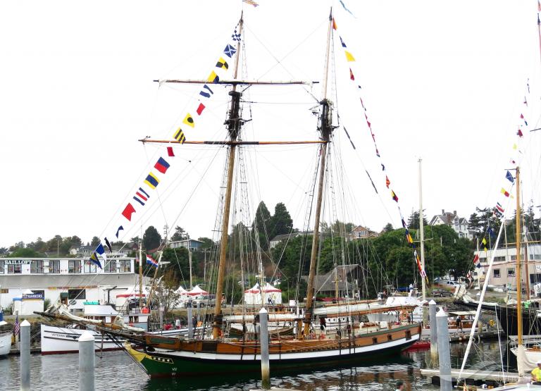 PACIFIC SWIFT, Sailing vessel - Details and current position - MMSI ...