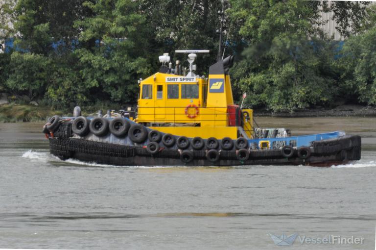 SAAM SPIRIT, Tug - Details and current position - MMSI 316005624 ...