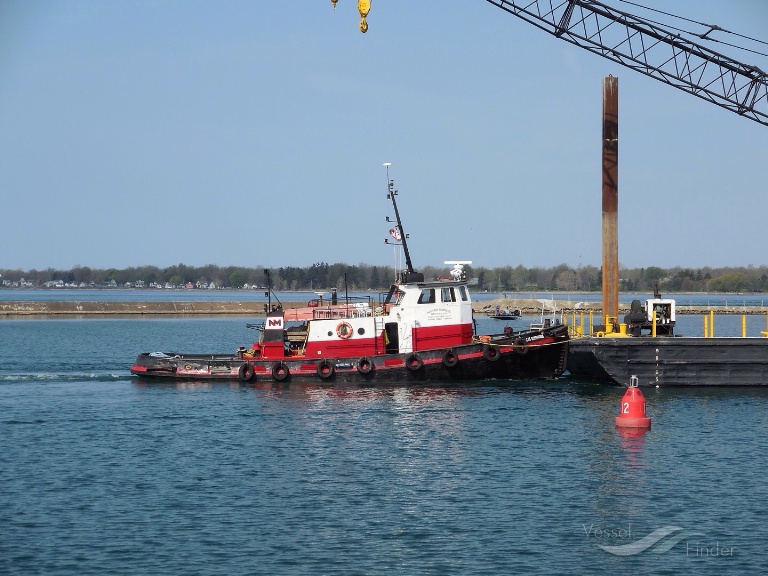 BURCH NASH, Tug - Details and current position - MMSI 316006651 - VesselFinder