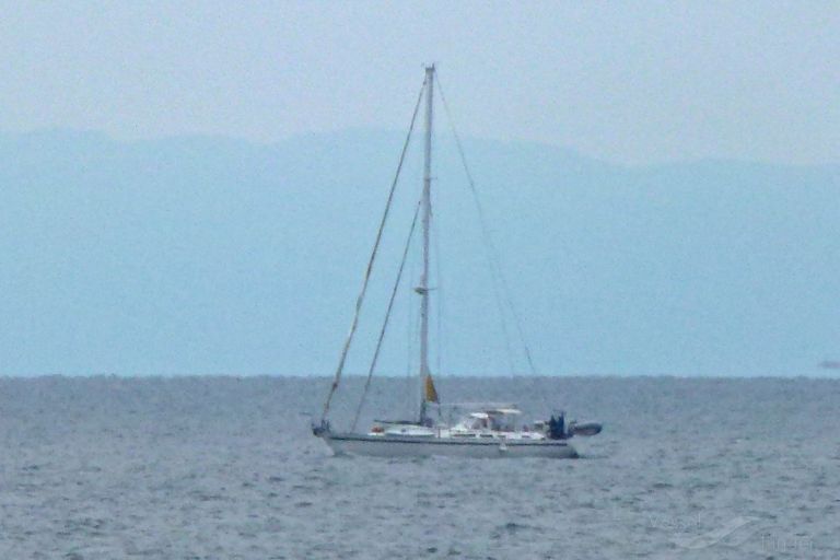 PACIFIC WREN, Pleasure craft - Details and current position - MMSI ...