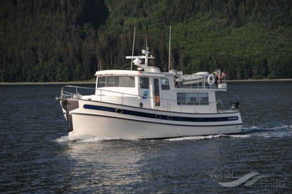 MAXINE, Pleasure craft - Details and current position - MMSI 338129137 ...