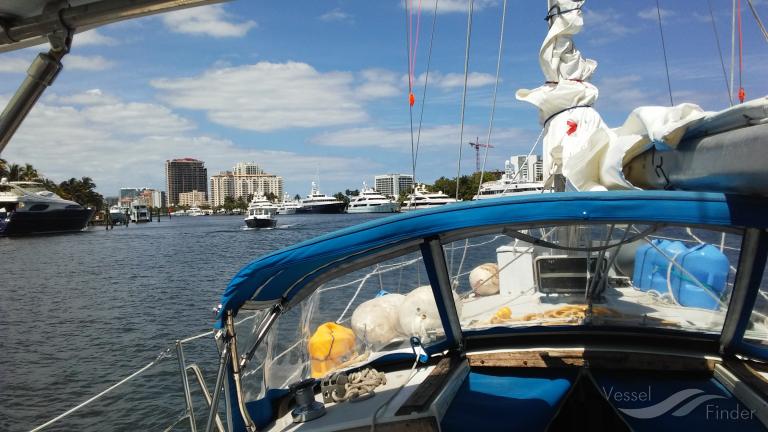 WIND CATCHER, Unknown - Details and current position - MMSI 338229553 ...