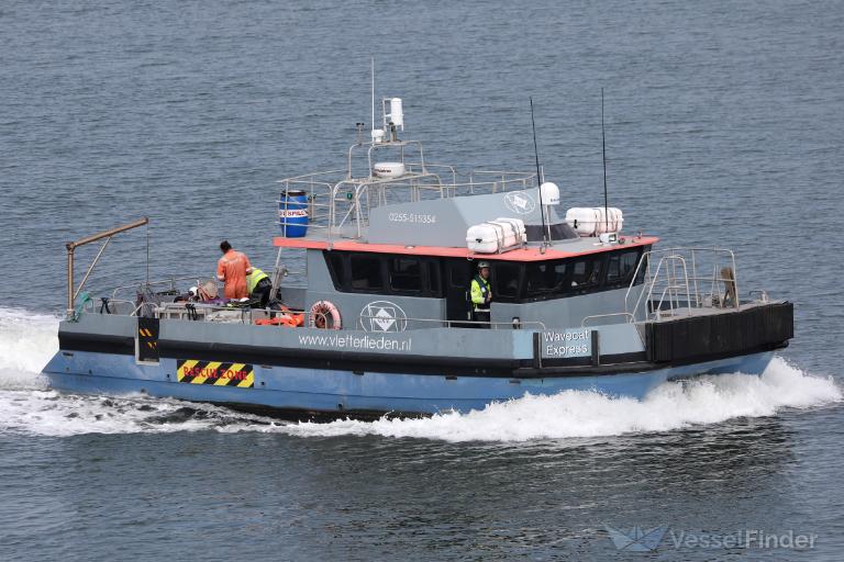 CERES 3, HSC - Details and current position - MMSI 354075000 - VesselFinder