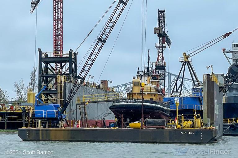 MIRIAM W COOPER, Tug - Details and current position - MMSI 366921080 ...