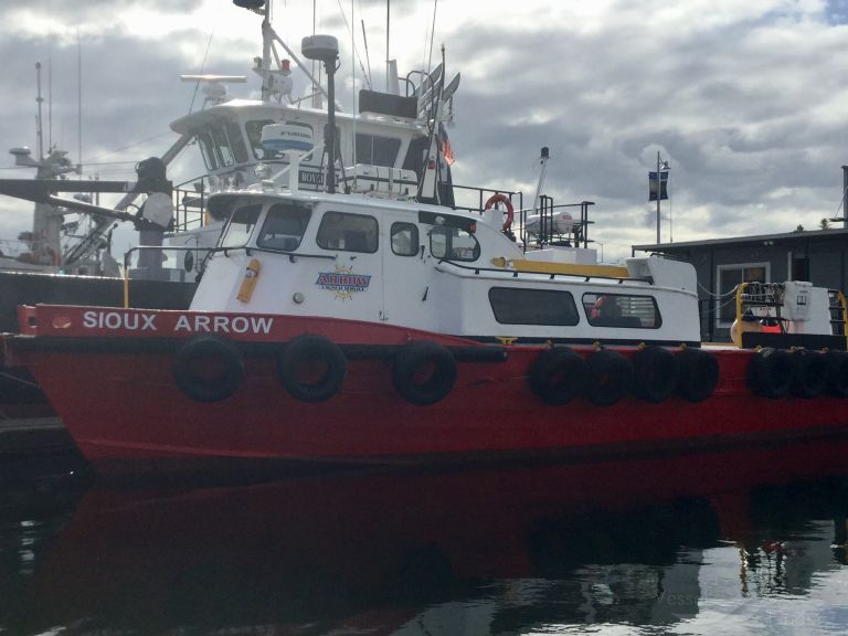 SIOUX ARROW, Port tender - Details and current position - MMSI 366973730 - VesselFinder