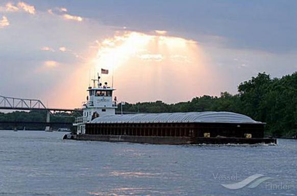 WHITE ANGEL, Towing vessel - Details and current position - MMSI ...