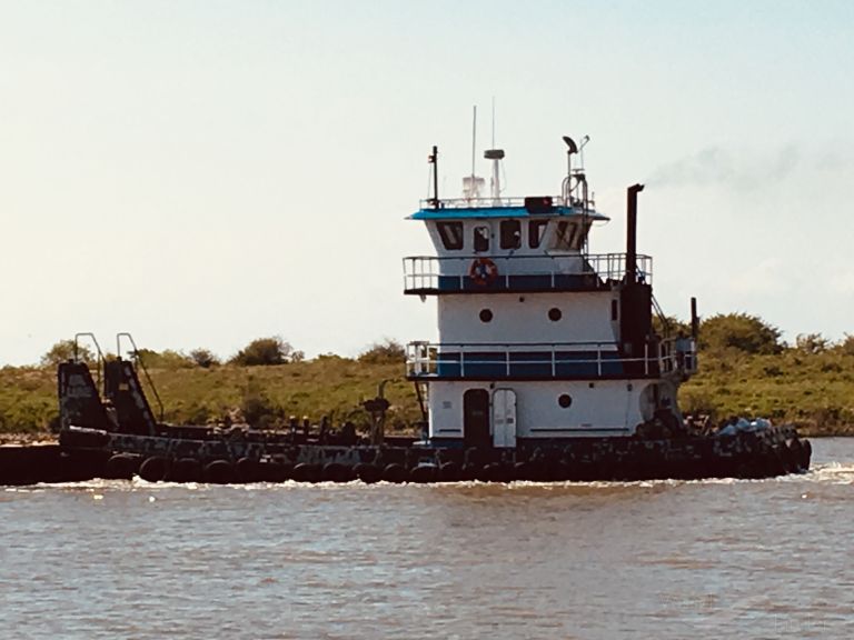 MR LUKE, Tug - Details and current position - MMSI 367002080 - VesselFinder