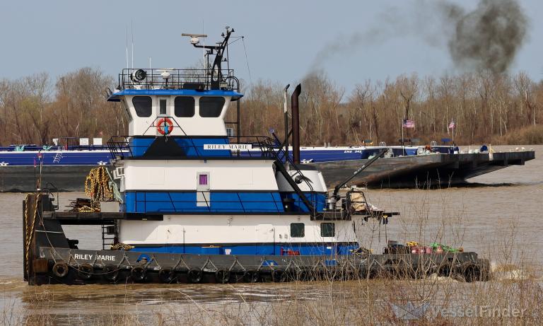 RILEY MARIE, Tug - Details and current position - MMSI 367011510 ...