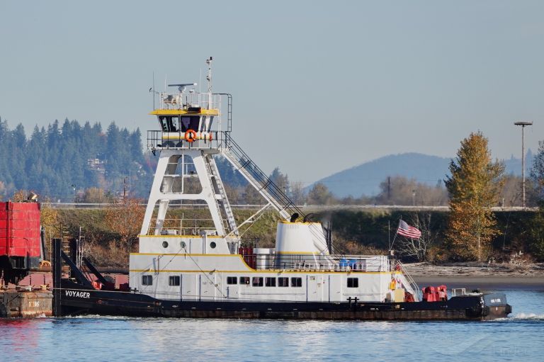VOYAGER, Towing vessel - Details and current position - MMSI 367047250 ...