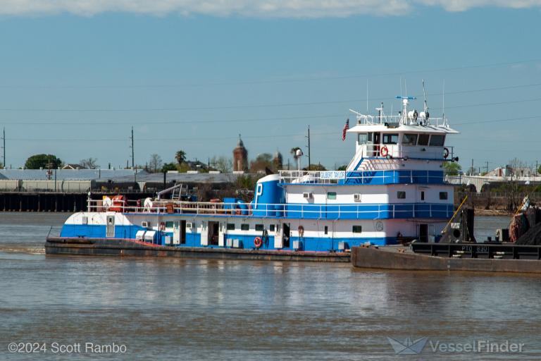 GILBERT TAYLOR, Tug - Details and current position - MMSI 367125050 ...