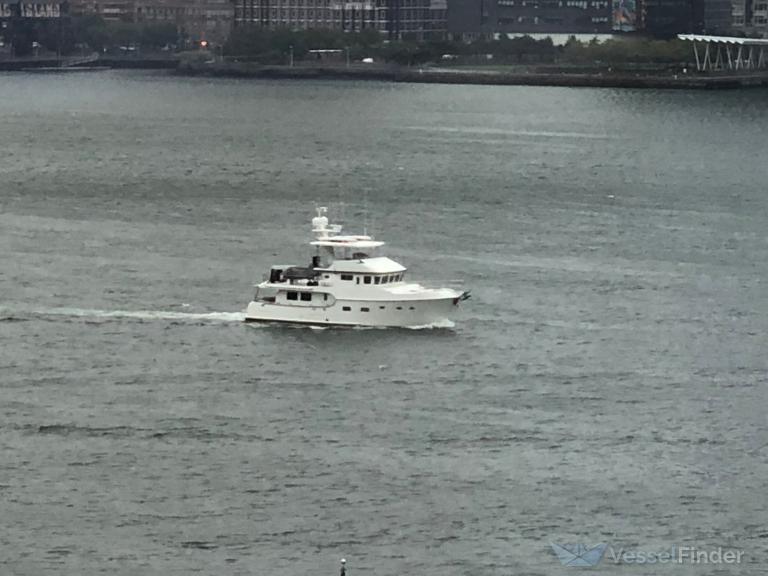 RED ROVER, Pleasure craft - Details and current position - MMSI ...