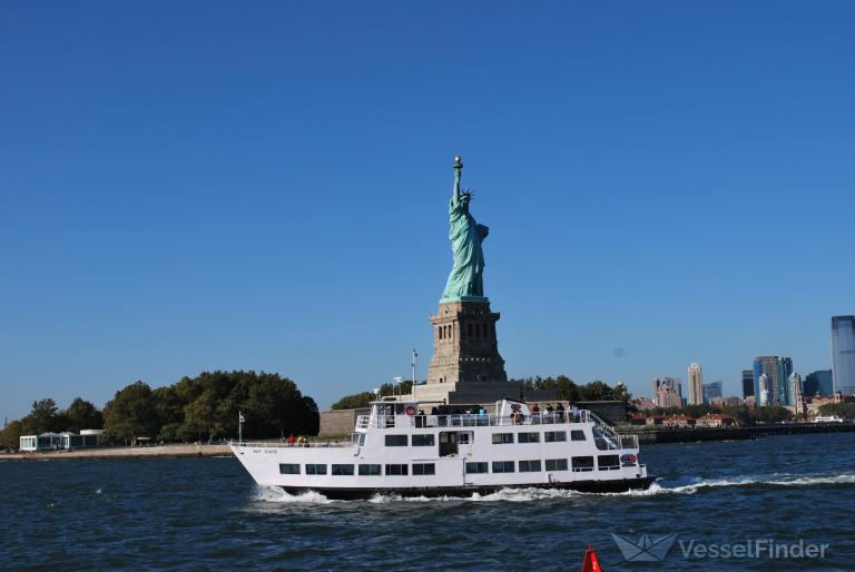 BAY STATE, Passenger ship - Details and current position - MMSI 367383190 - VesselFinder