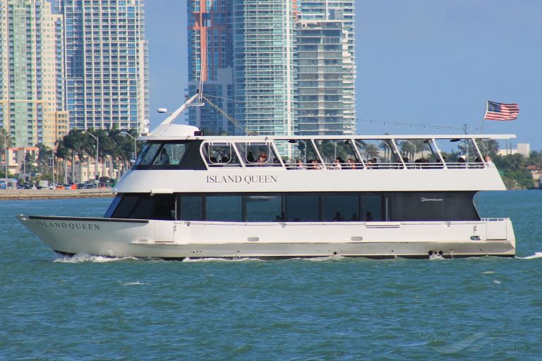 ISLAND QUEEN, Passenger ship - Details and current position - MMSI ...