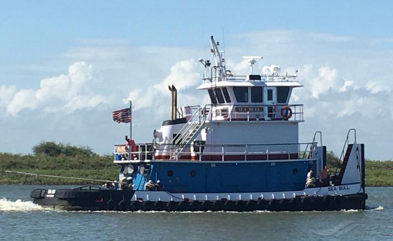 SEA BULL, Tug - Details and current position - MMSI 367431640 ...