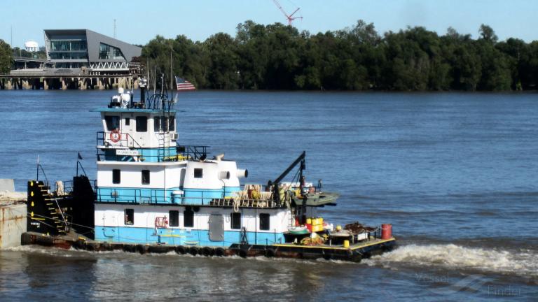 WARREN JR, Tug - Detalhes e posição atual - MMSI 367444220 - VesselFinder