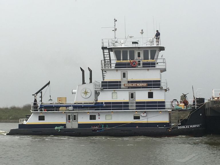 DOUGLAS MURPHY, Local type - Details and current position - MMSI ...