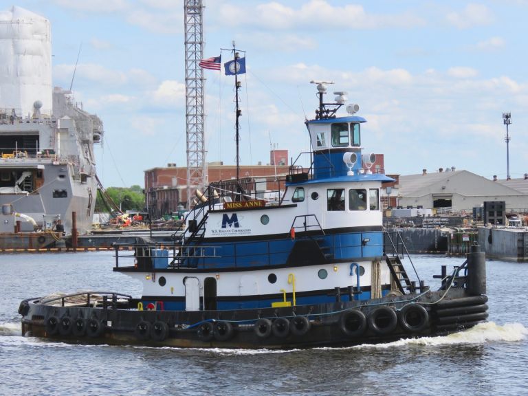 MISS ANNE, Tug - Details and current position - MMSI 367554180 ...