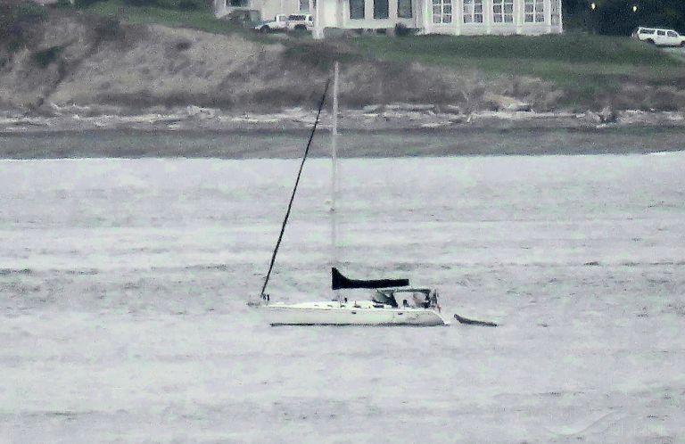 IOLANI, Sailing vessel - Details and current position - MMSI 367728940 ...