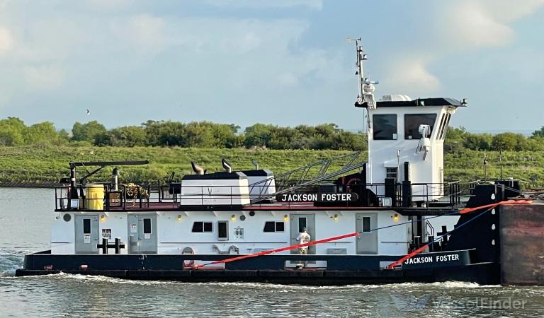 JACKSON FOSTER, Tug - Details and current position - MMSI 368148790 - VesselFinder