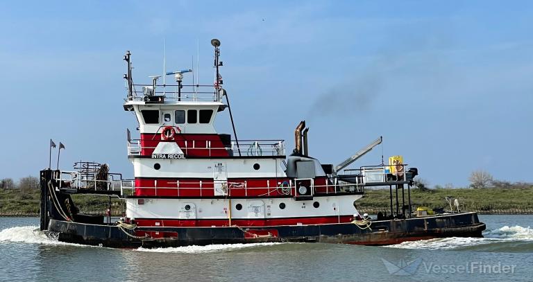 INTRA RECOIL, Tug - Details and current position - MMSI 368193180 ...