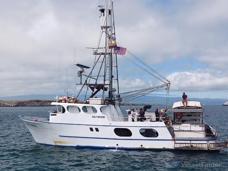 HER GRACE, Fishing vessel - Details and current position - MMSI ...