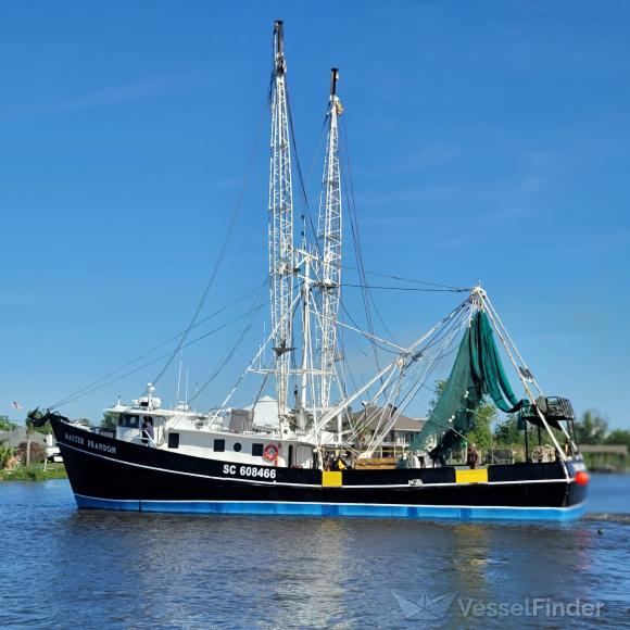 MASTER BRANDON, Fishing vessel - Details and current position - MMSI ...