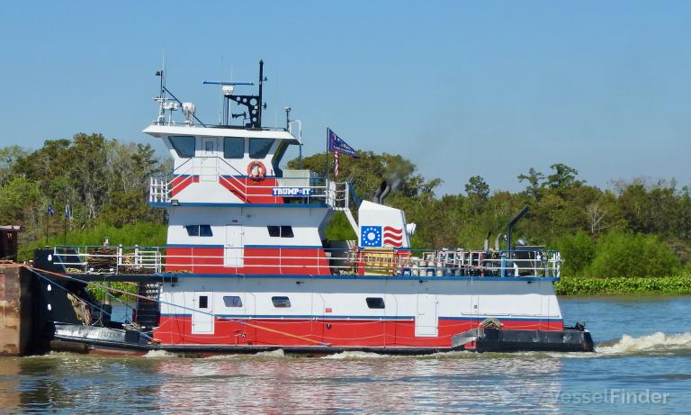 TRUMP IT, Towing vessel (tow>200) - Details and current position - MMSI ...