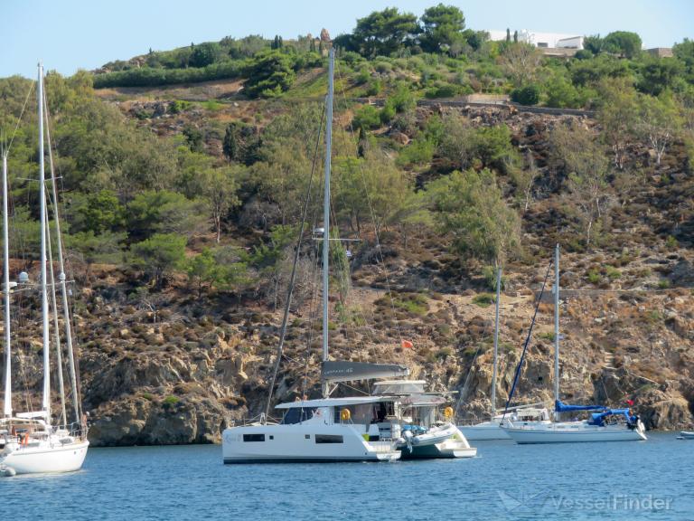 AZURIA 2, Sailing vessel - Details and current position - MMSI ...