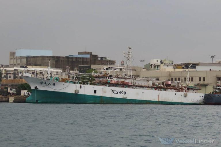 4, Fishing vessel - Details and current position - MMSI 416018500 ...