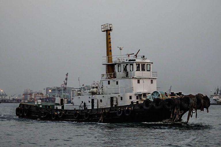YU DING N0 303, Tug - Details and current position - MMSI 416126600 ...