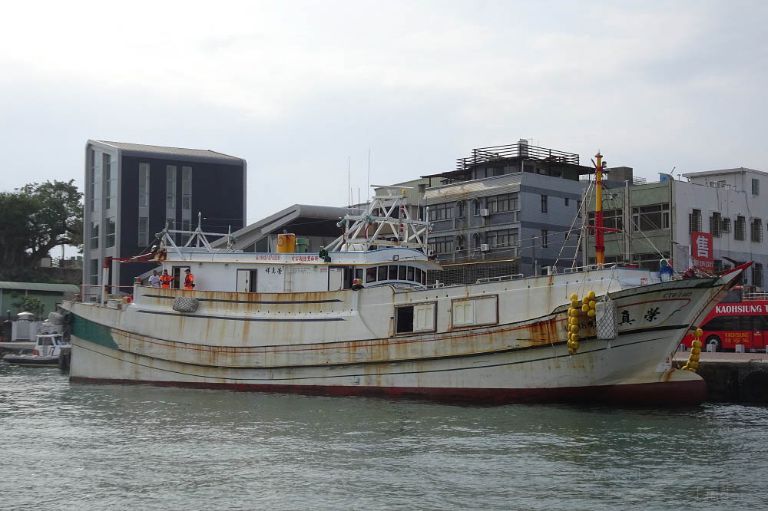 RONG ZHEN XIANGNO888, Fishing vessel - Details and current position ...