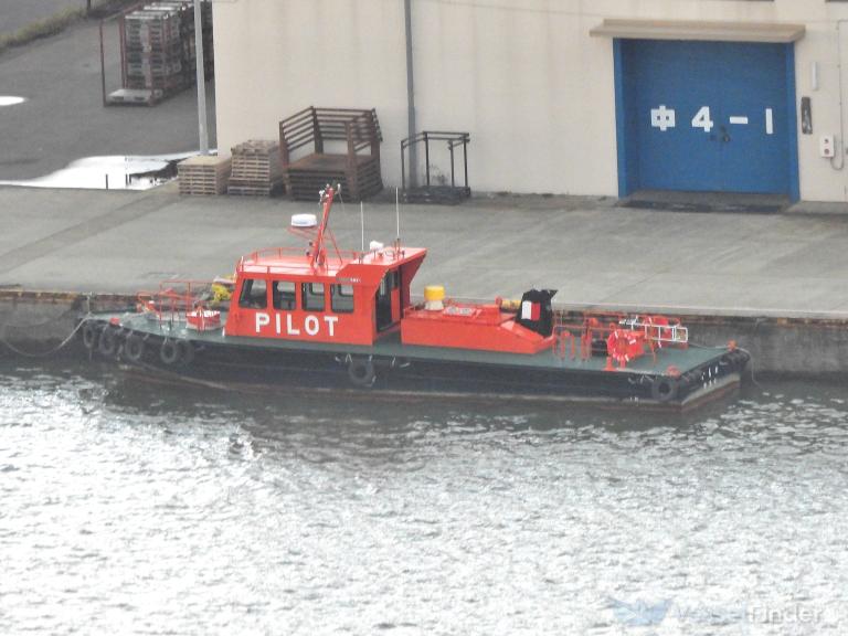 KAMOME, Pleasure craft - Details and current position - MMSI 431022738 ...