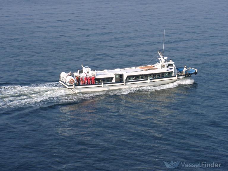 SAMSUNG F-1, Passenger ship - Detalles del buque y posición actual ...