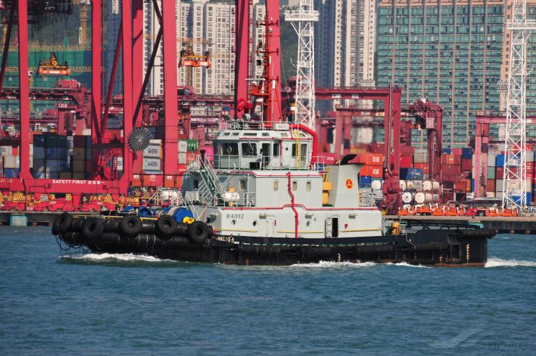 HAI LI, Tug - Details and current position - MMSI 477995533 - VesselFinder