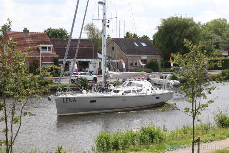 LENA, Sailing vessel - Details and current position - MMSI 503127890 ...