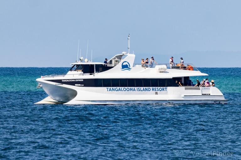 TANGALOOMA EXPRESS, Passenger ship - Details and current position ...