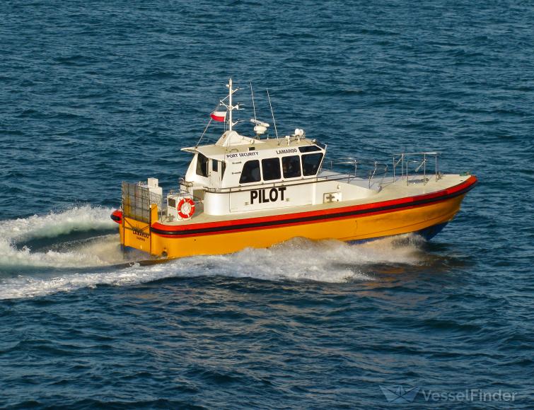 PILOT LAMAROO, Pilot - Details and current position - MMSI 503702300 - VesselFinder