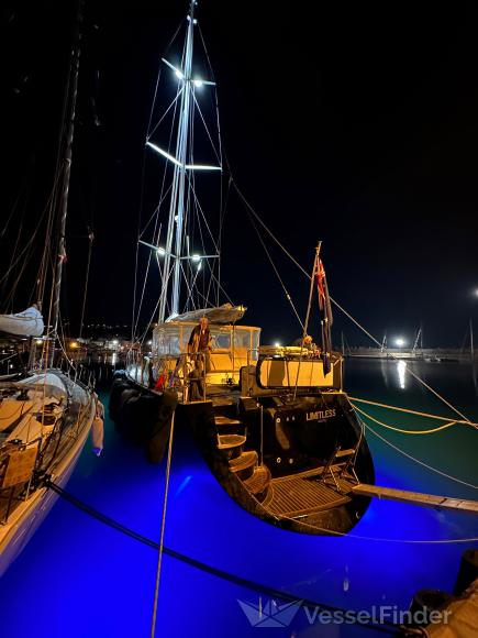LIMITLESS, Sailing vessel - Details and current position - MMSI ...