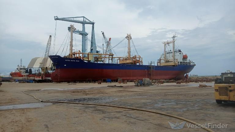 MV KUTAI RAYA DUA, Cargo ship - Details and current position - MMSI ...