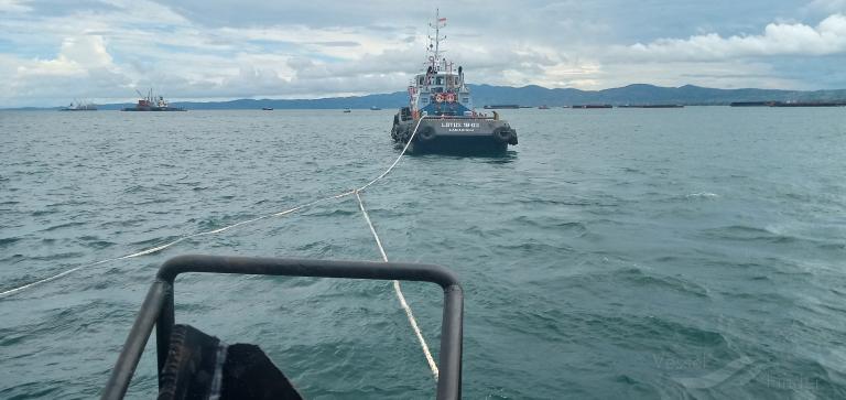 TB.KSA LOTUS 18-03, Tug - Details and current position - MMSI 525400663 ...