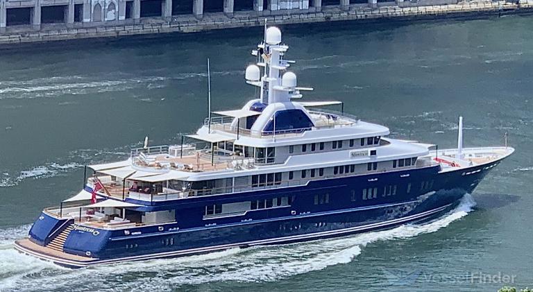 HUNTRESS, Yacht - Details and current position - IMO 1010129 - VesselFinder