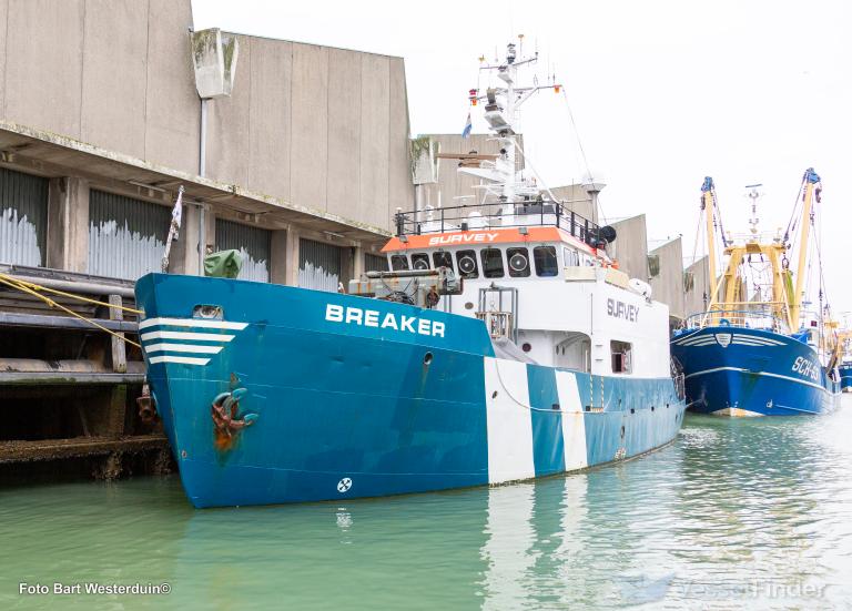 BREAKER, Research Vessel - Details and current position - IMO 4644878 ...