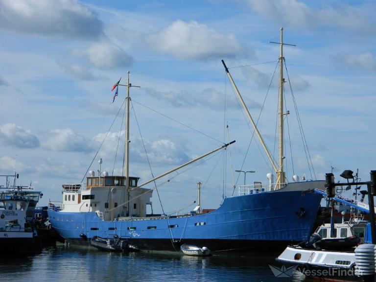 PAVONA, General Cargo Ship - Details and current position - IMO 5064233 ...