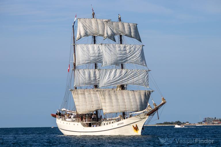 ARTEMIS, Passenger (Cruise) Ship - Details and current position - IMO ...