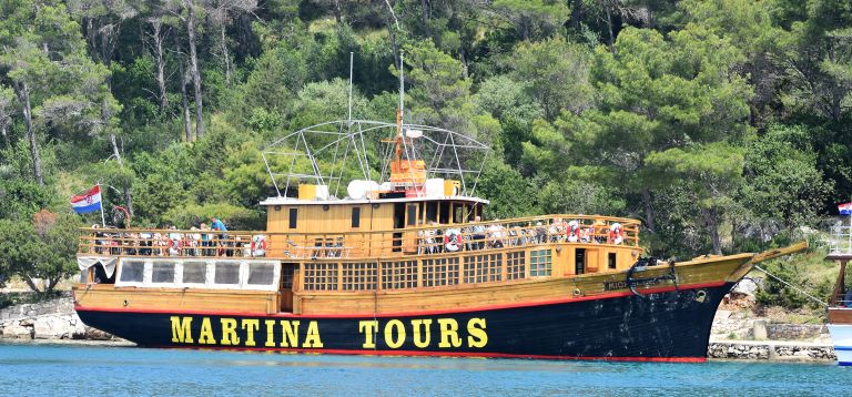 MICHELLE, Passenger Ship - Details and current position - IMO 6406658 ...