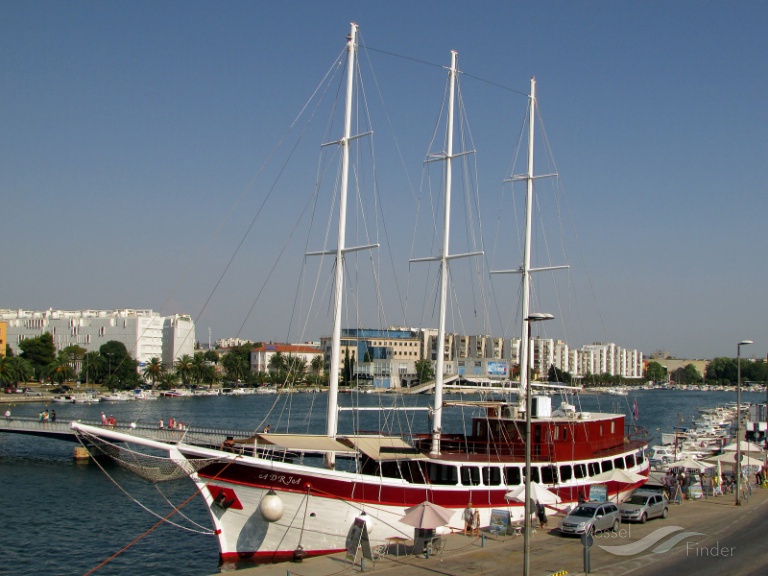 ADRIA, Passenger Ship - Details and current position - IMO 6406842 ...