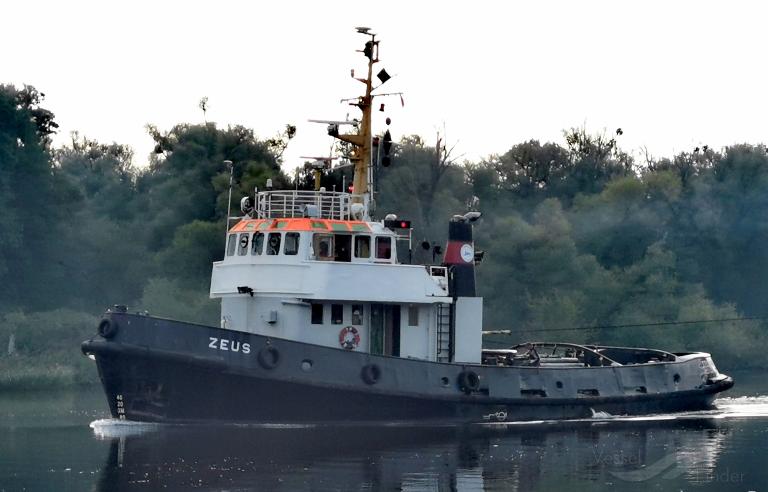 ZEUS, Tug - Details and current position - IMO 6605503 - VesselFinder