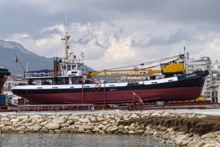 LUJAH 2704, Yacht - Details and current position - IMO 6723836 ...