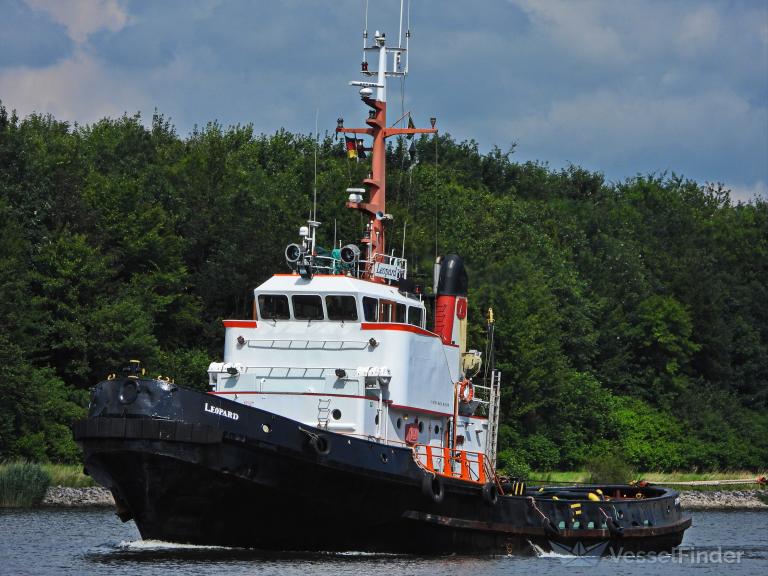 LEOPARD, Tug - Details and current position - IMO 6819697 - VesselFinder
