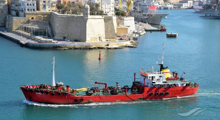 SPIRO F, Bunkering Tanker - Details and current position - IMO 6820842 ...